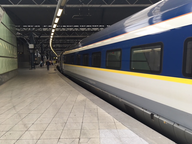Eurostar ex-Thalys trains will keep ‘ruby’ red livery after 2024 merger ...