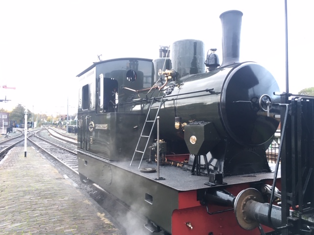 VIDEO | Stoomtram Hoorn – Medemblik steamtram light rail in Holland ...