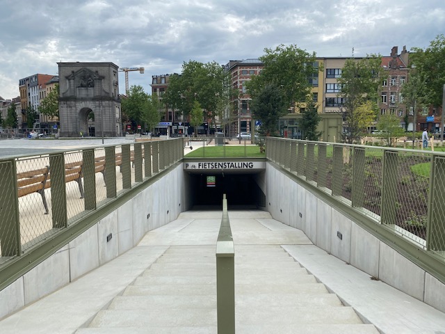 ANTWERP | Part of Scheldepark / Schipperspark / Zuidpark at Gedempte ...