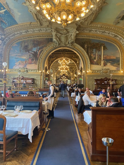 Train Bleu Restaurant Paris