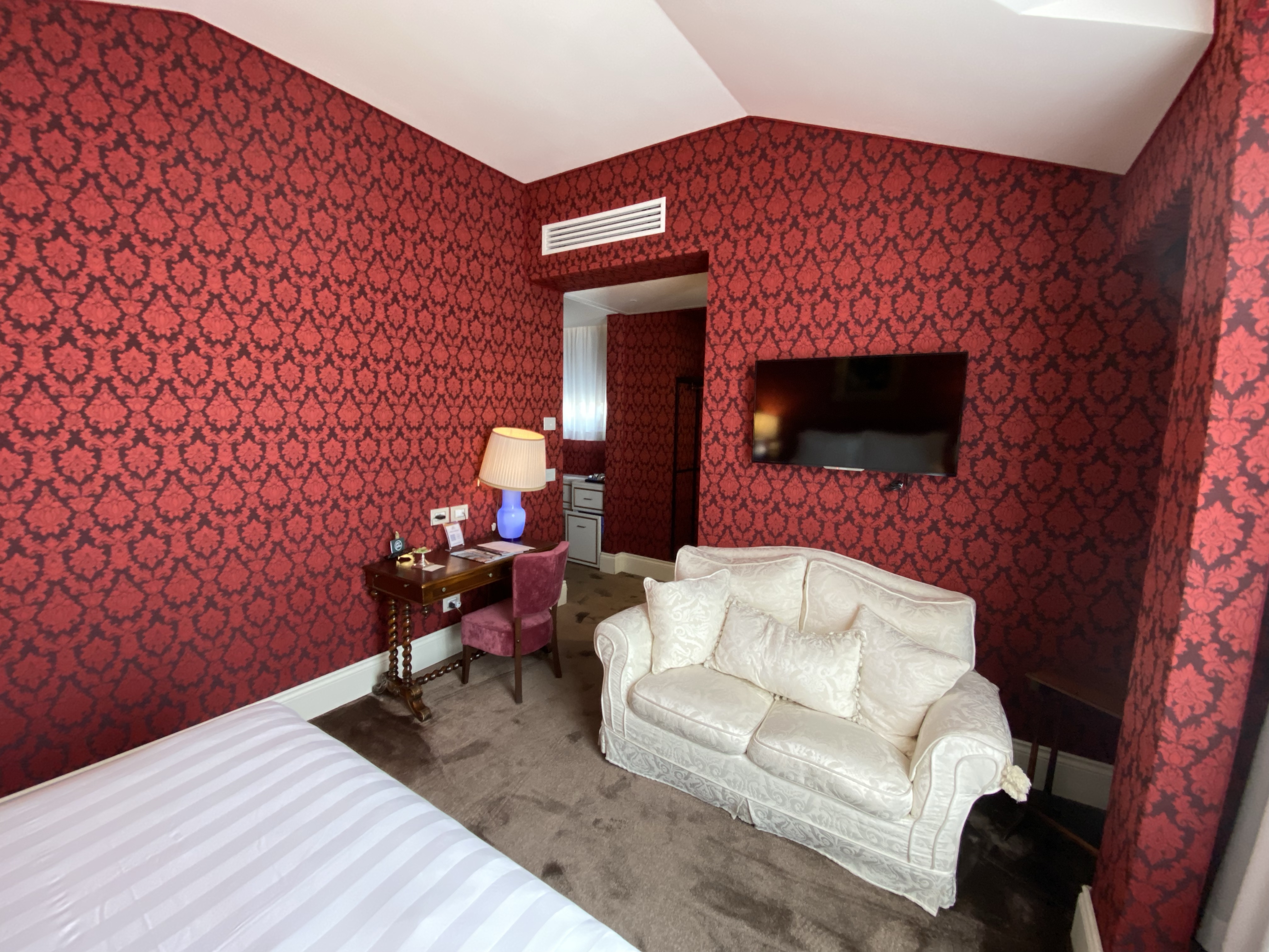 REVIEW | Grand Hotel Duchi d’Aosta – Trip By Trip