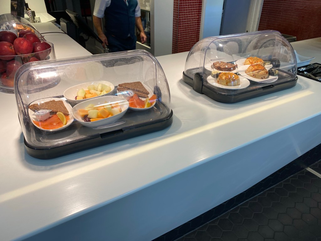 REVIEW | Avanti West Coast Lounge London Euston station – Trip By Trip