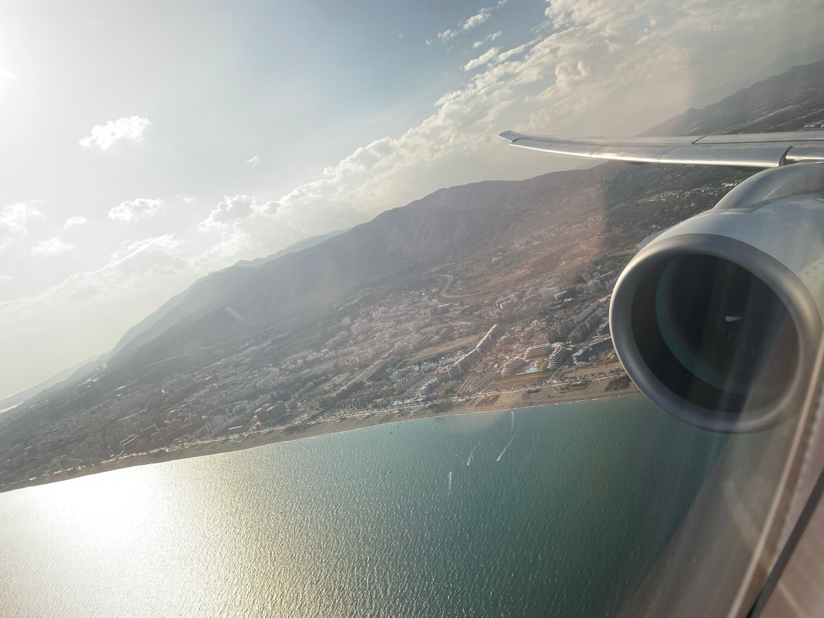 REVIEW | TUIfly Fly Deluxe Málaga to Antwerp – Trip By Trip